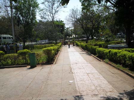 Climbing the Tirumala hills by foot picture gallery: dear park