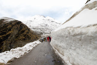 Snow point Rohtang Pass at Manali