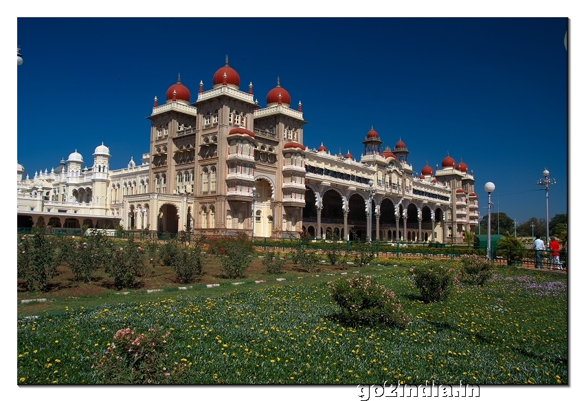 go2india.in : Mysore palace view from side view