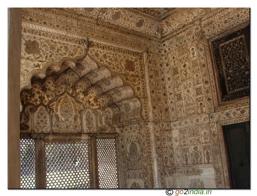 go2india.in : Inside Red fort Delhi